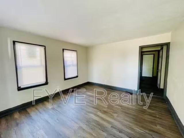 Almada 2500 Azelda St