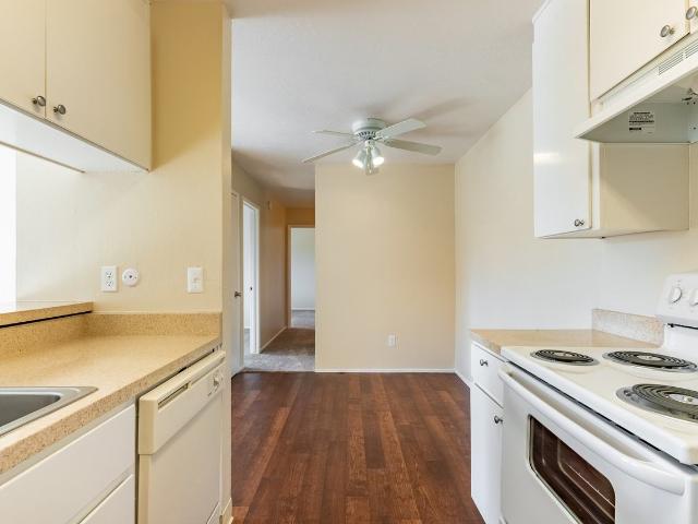 Almaden House 2 Bedroom Apartment for Rent at 2415 Rinconada Drive, San Jose, CA 95125 Canoas Garden