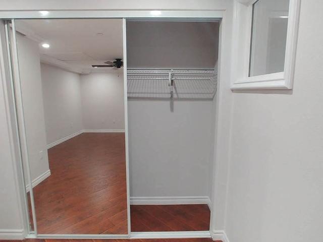 Almeria Townhomes 2 Bedroom Apartment for Rent at 11541 Blucher Ave, Los Angeles, CA 91344 Granada Hills