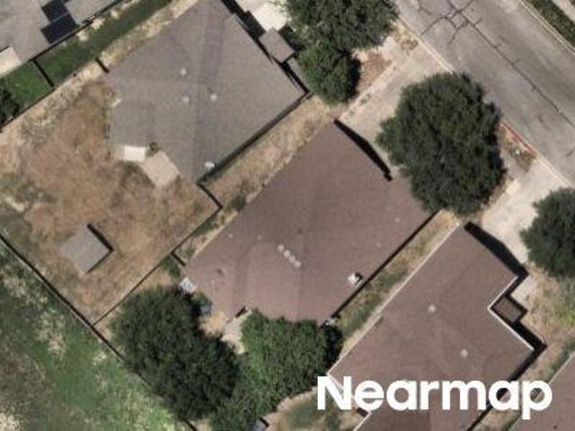 Almond Crest Dr