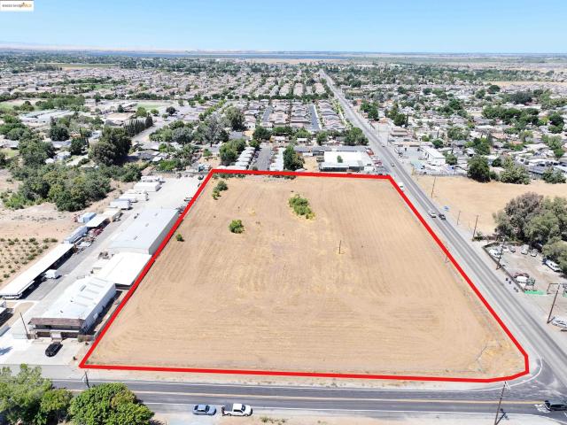 Almond Ave, Oakley, CA 94561 | MLS #41106 | Compass