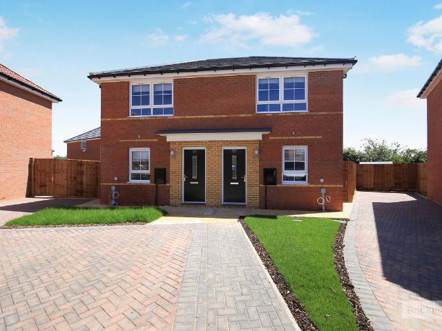 Almond Avenue, Peterborough PE7, 2 bed property to rent, £1,150 pcm | PrimeLocation