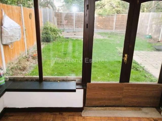 Almond Avenue, West Drayton, UB7