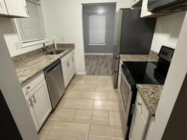 Almond Dr, Franklin Twp, Condo For Sale