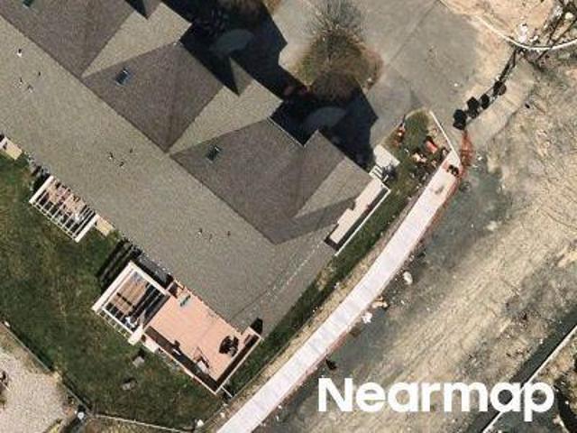 Almond Ln