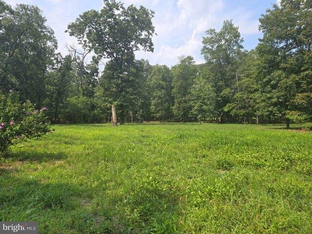 Almond Rd, Pittsgrove, Farm House For