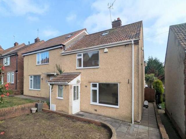 Almond Way, Mangotsfield, 4 Bedroom Semi detached