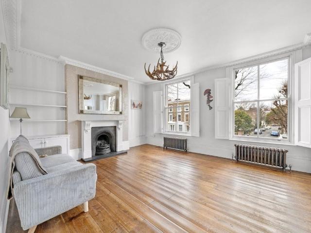 Almorah Road, Islington N1, 4 bed maisonette to rent, £6,000 pcm | PrimeLocation