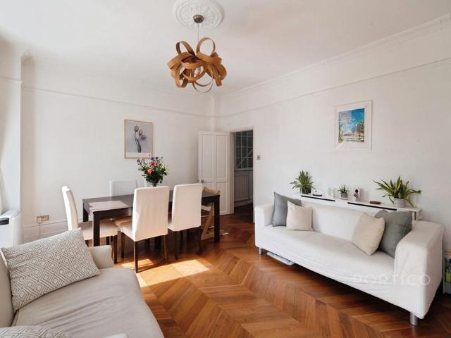 Almorah Road, N1 2 bed terraced house to rent £5,150 pcm £1,188 pw
