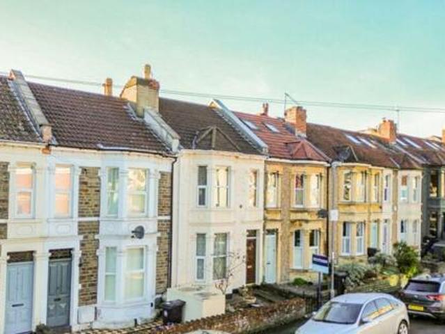 Almorah Road, Victoria Park, 3 Bedroom Terraced