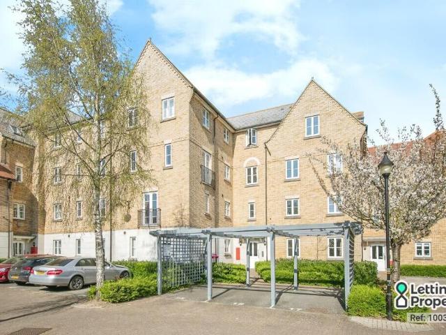 Alnesbourn Crescent, Ipswich, Suffolk IP3, 2 bed flat to rent, £950 pcm | PrimeLocation