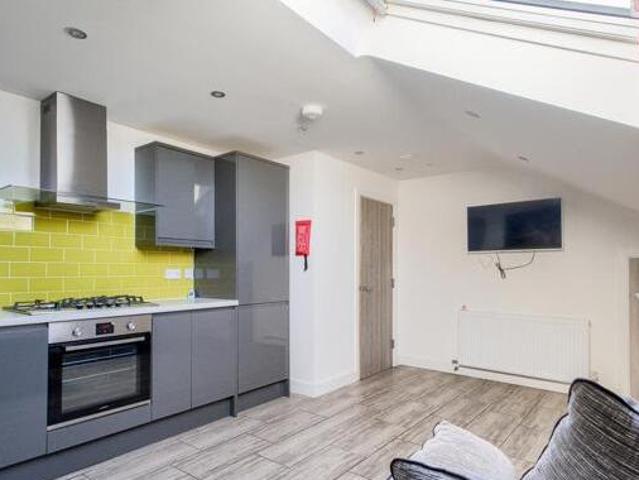 Alouise House, Flat,terry Road, 2 Bedroom Apartment