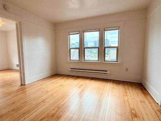 Aloha Apartments 1 Bedroom Apartment for Rent at 561 Aloha St, Seattle, WA 98109 Lower Queen Anne