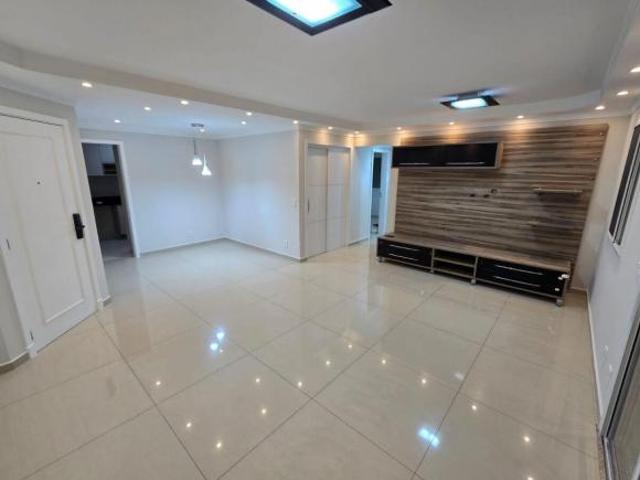 ALAMEDA MORUMBI DE 96M² Á VENDA EM ANDAR ALTO COM VISTA LIVRE!