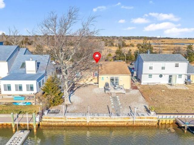 Alameda Dr, Brick, Home For Sale