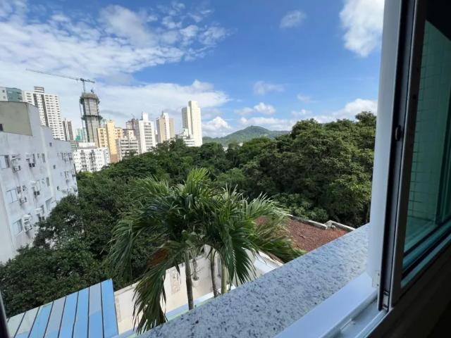 Alameda jardins apartamento mobiliado com 03 suítes em balneário camboriú
