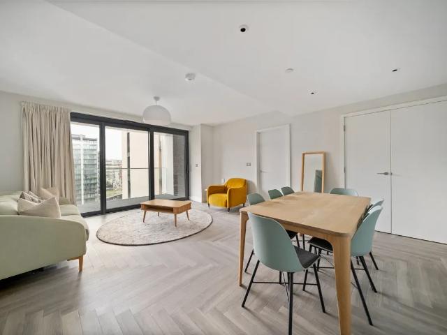 Alameda Wembley, Olympic Way, Wembley HA9, 3 bed flat to rent, £3,440 pcm | PrimeLocation