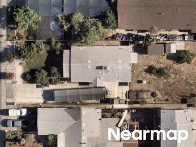 Alamo Ave