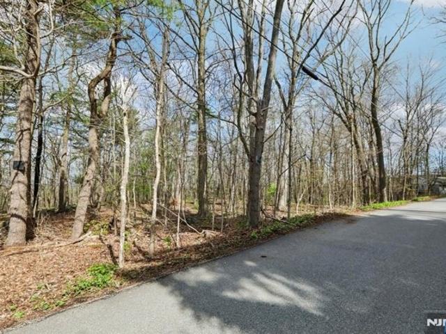 Alamoosook Rd, Vernon, Plot For Sale