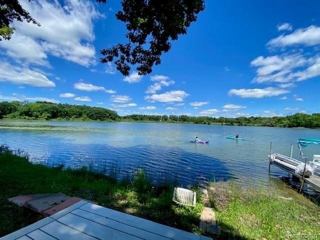 Alan Dr Apt,brighton Township, Home For Sale