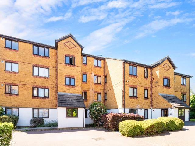 Alan Hocken Way, London E15, 2 bed flat to rent, £1,930 pcm | PrimeLocation