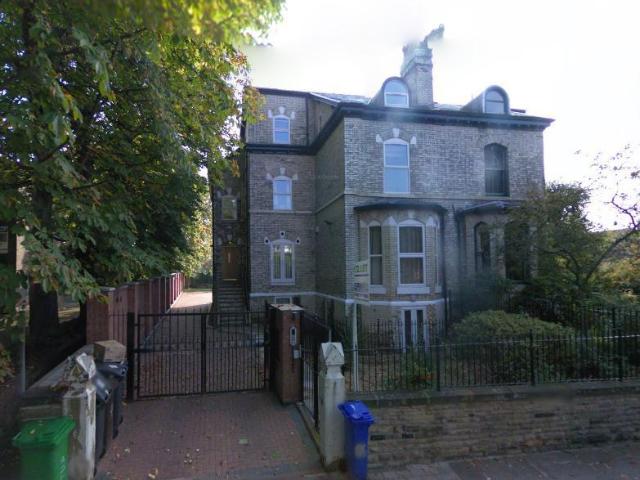 Alan Road, Manchester M20 3 bed flat to rent £1,836 pcm £424 pw