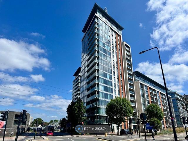 Alaska Apartments, London E16, 1 bed flat to rent, £2,000 pcm | PrimeLocation