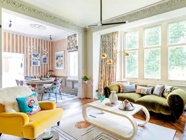 Alastair Sim, 8 Frognal Gardens, London, NW3 6XA, United Kingdom | 3 bed apartment for rent #165982188 | Rentberry