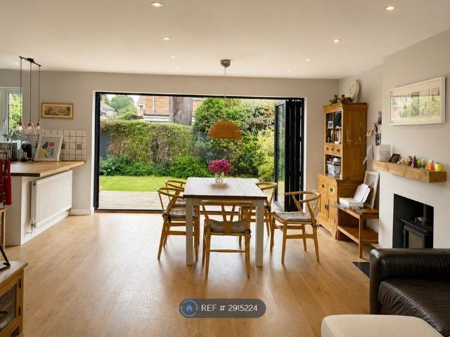 Albury Close, Hampton TW12, 4 bed detached house to rent, £3,990 pcm | PrimeLocation