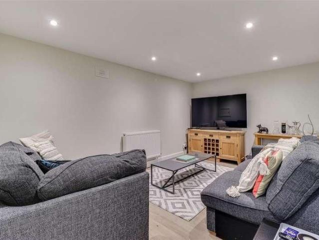 Albury Road, Guildford, GU1