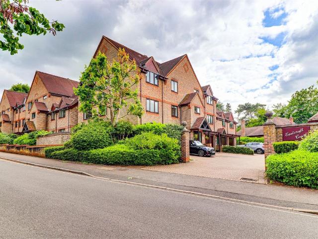 Albury Road, Guildford GU1, 3 bed maisonette to rent, £2,750 pcm | PrimeLocation