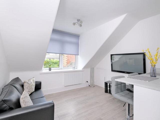 Albyn Grove, Top Left AB10, 1 bed flat to rent, £625 pcm | PrimeLocation