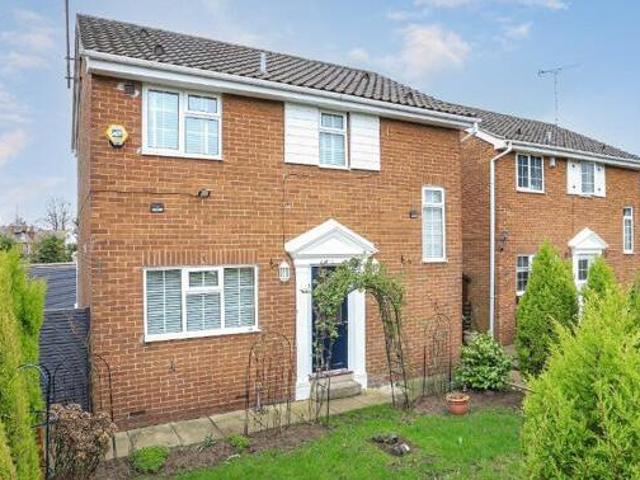 Albany Court, Pontefract, 2 Bedroom Detached