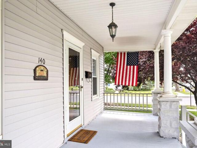 Albany Ave, Barrington, Home For Sale