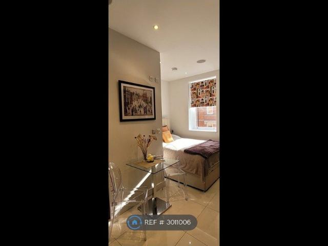 Albany House, London WC1H, Studio to rent, £1,700 pcm | PrimeLocation