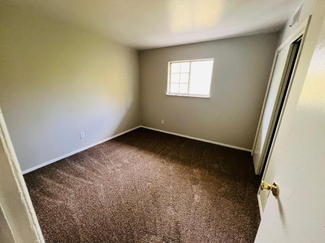 Albany St Apartments 2 Bedroom Apartment for Rent at 2430 Albany St, Beech Grove, IN 46107