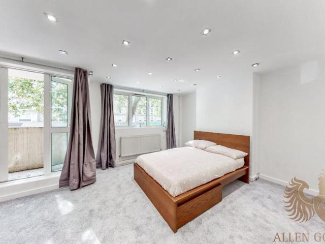 Albany Street, NW1 3 bed apartment to rent £3,750 pcm £865 pw