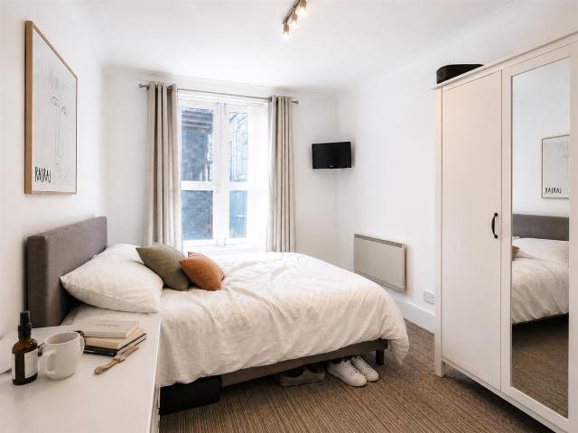 Albany Street NW1, Regent`S Park, 2 bed flat to rent, £3,650 pcm | PrimeLocation