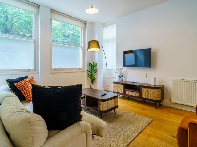 Albany Street, London NW14BT NW1, 2 bed flat to rent, £6,500 pcm | PrimeLocation
