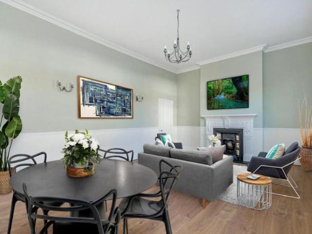 Albany Street, London NW1 3 bed apartment to rent £4,962 pcm £1,145 pw