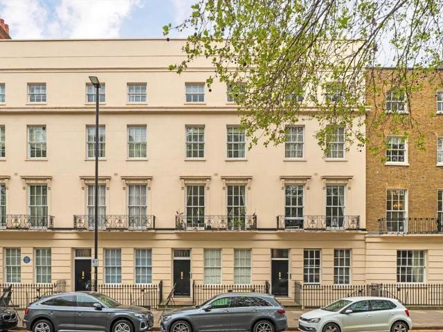Albany Street, London NW1 2 bed flat to rent £4,996 pcm £1,153 pw