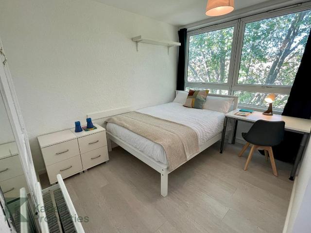 Albany Street, Ucl/Regents Park NW1, 5 bed flat to rent, £6,067 pcm | PrimeLocation