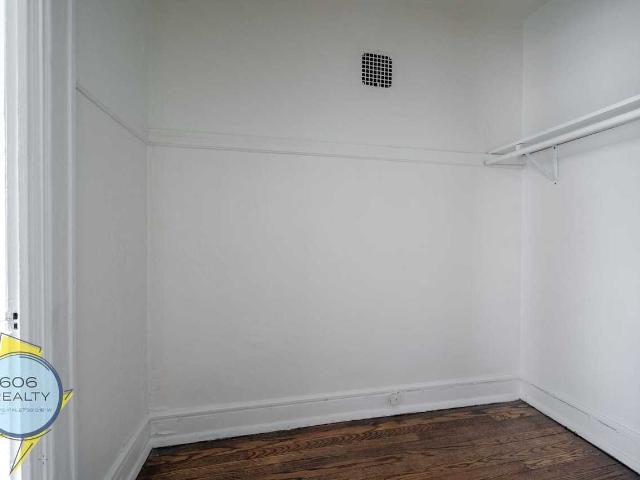 Albany Park Apartments Studio Apartment for Rent at 4901 N Christiana Ave, Chicago, IL 60625 Albany Park