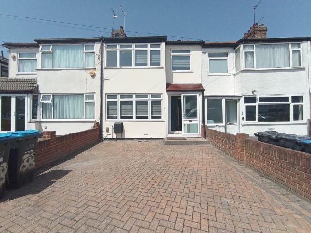 Albany Park Avenue, Enfield EN3, 3 bed terraced house to rent, £2,750 pcm | PrimeLocation