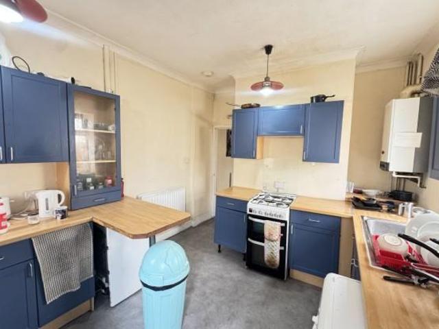 Albany Road, Cardiff CF24 5 bed house to rent £2,325 pcm £537 pw