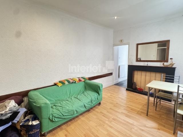 Albany Road, Property #6512