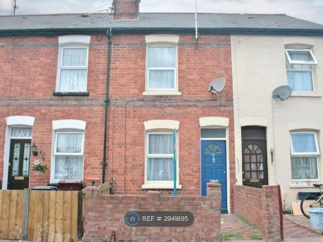Albany Road, Reading RG30, 2 bed terraced house to rent, £1,425 pcm | PrimeLocation