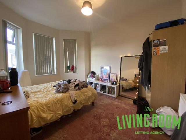 Albany Road, Roath, Cardiff 4 bed apartment to rent £2,200 pcm £508 pw