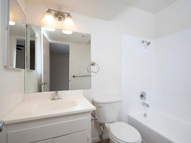Albatross Apartments 2 Bedroom Apartment for Rent at 4066 Albatross St, San Diego, CA 92103 Hillcrest