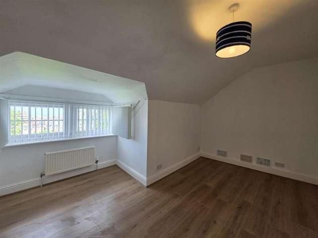 Albemarle Crescent, Scarborough, YO11